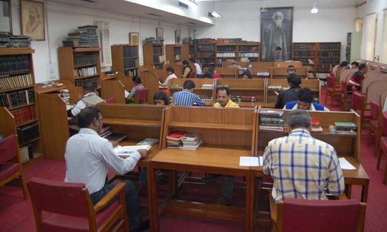 8 Libraries in Town Which Are Totally a Dream Come True For Every ...