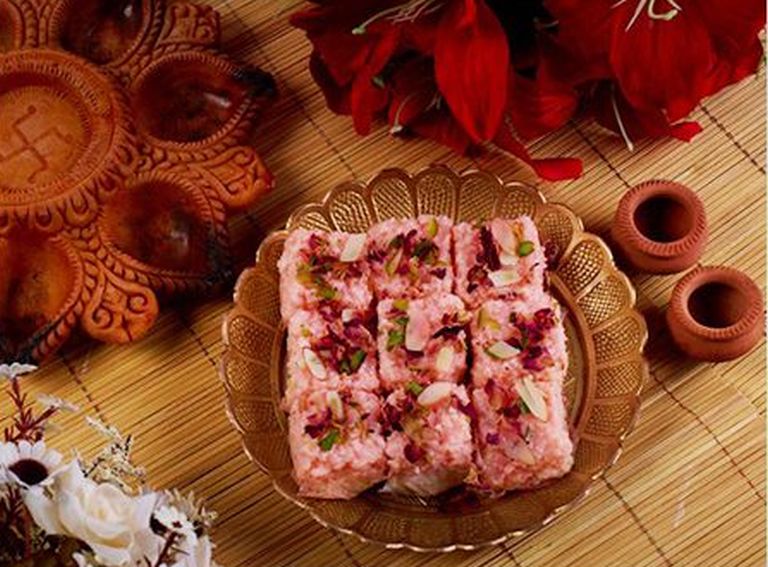 8 Legendary Mithai Shops in Delhi Which Have Withstood The Test of Time ...
