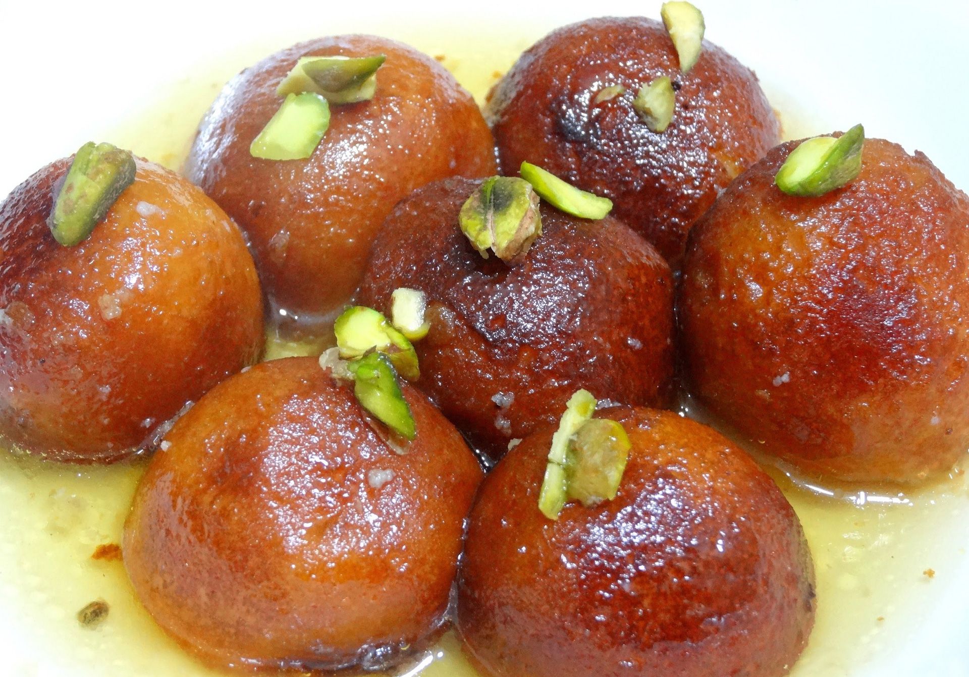 8 Legendary Mithai Shops in Delhi Which Have Withstood The Test of Time ...