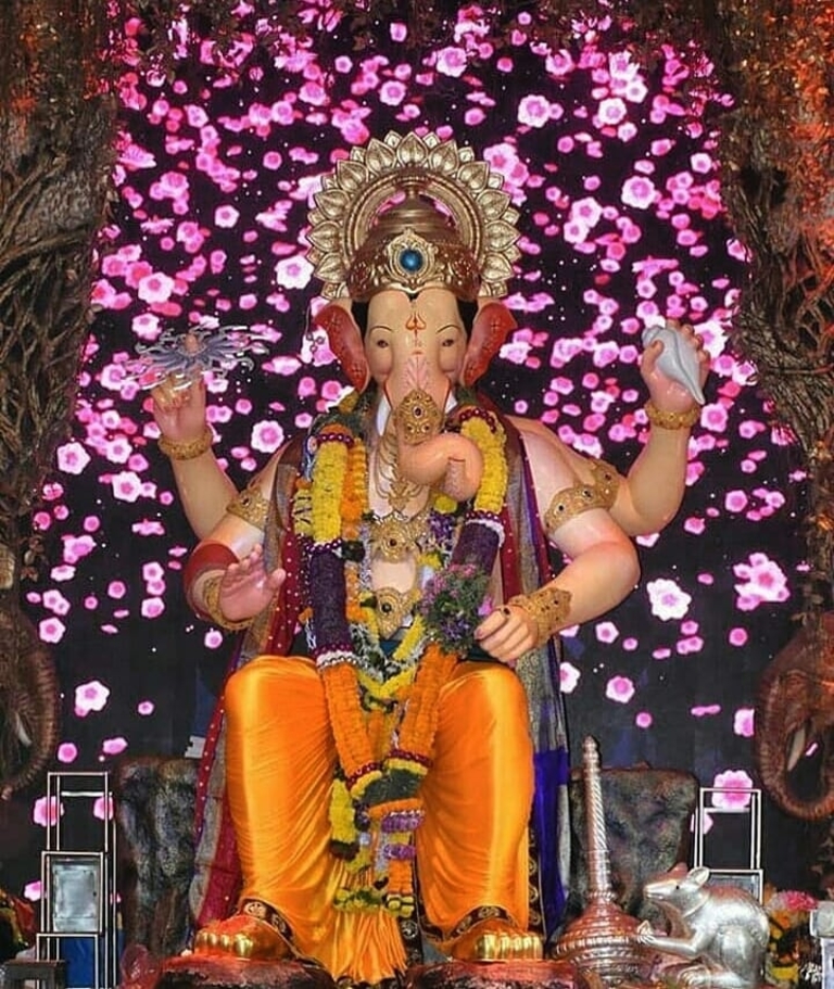 Here Are The Most Popular Ganpati Pandals in Mumbai Which Are ...