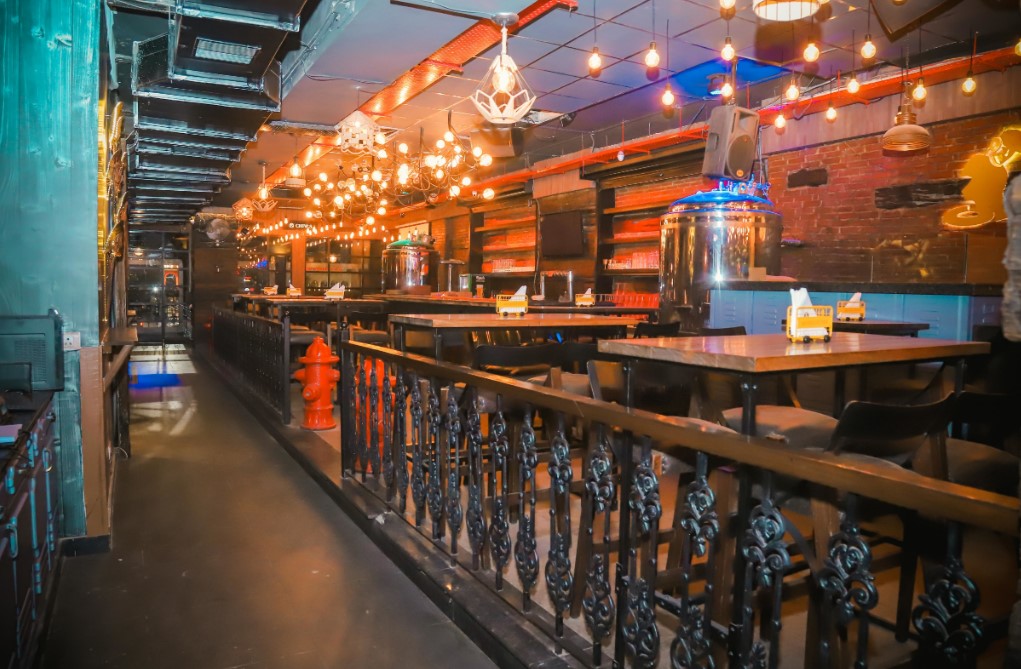 Gurugrammers, Here Are 10 Best Rooftop Restro Bars in Sector 29 Which ...