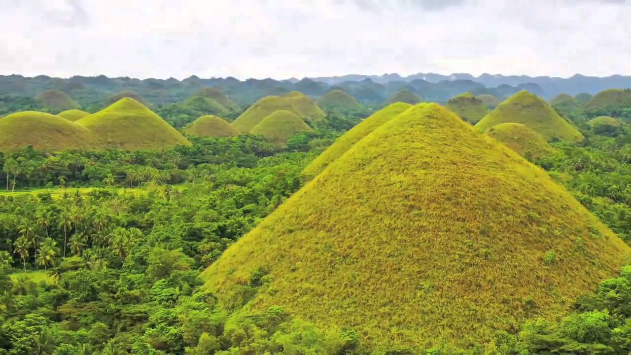 Did You Know About The 'Chocolate Hills' in The Philippines Which Look ...